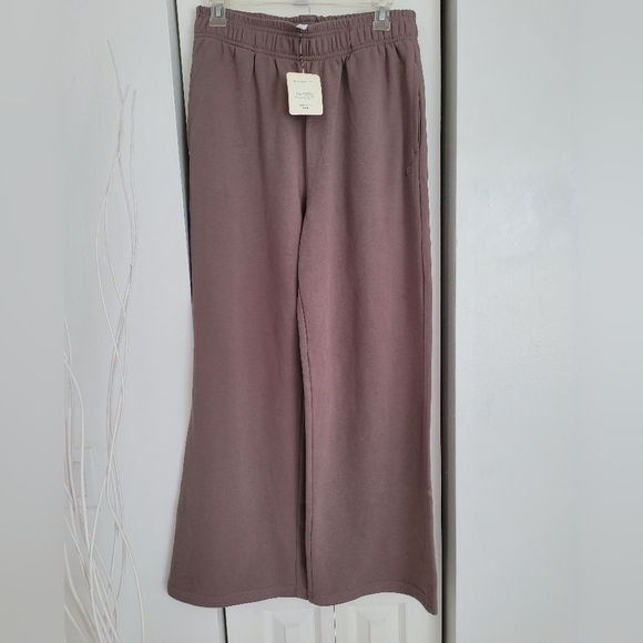 Fabletics | Pants & Jumpsuits | Fabletics Desert Shadows Wideleg Pants ...
